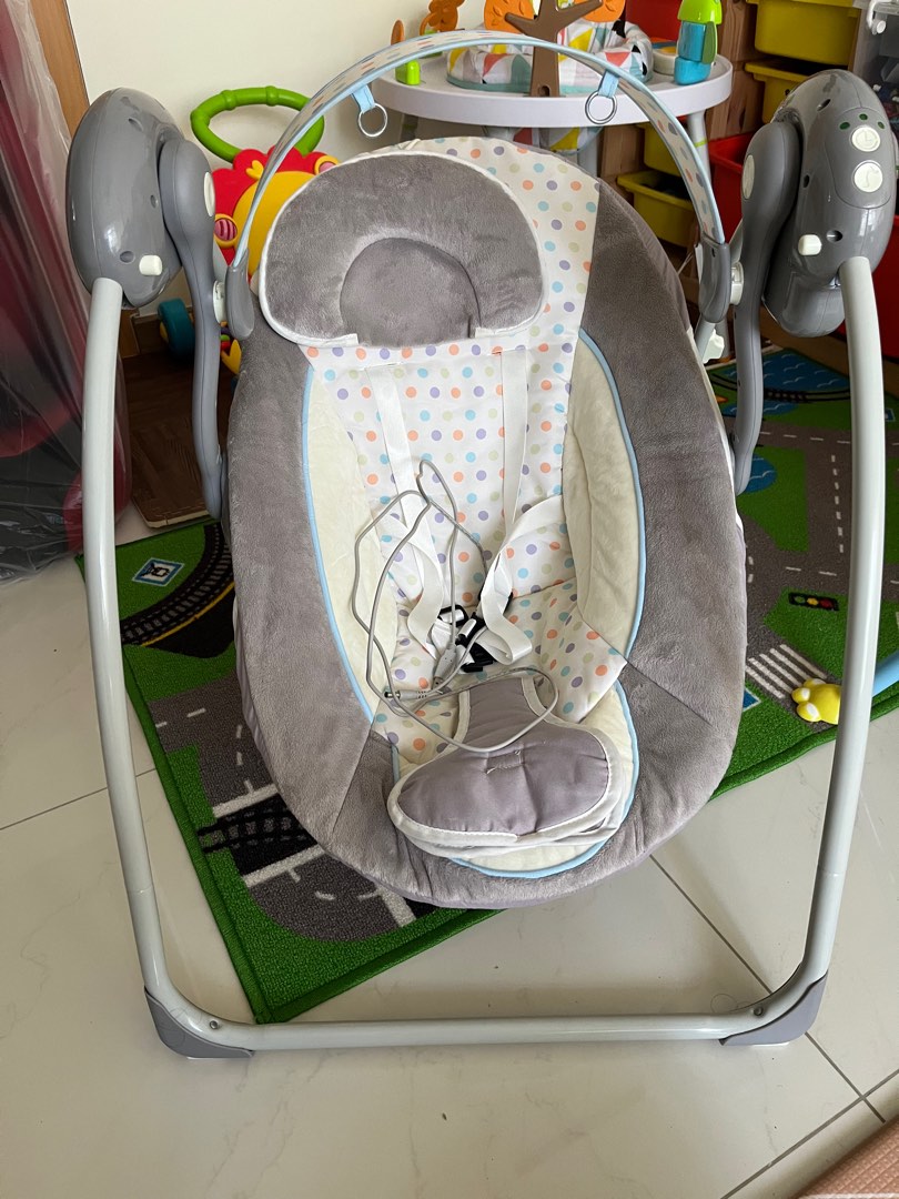 Motorised Baby Rocker, Babies & Kids, Infant Playtime on Carousell