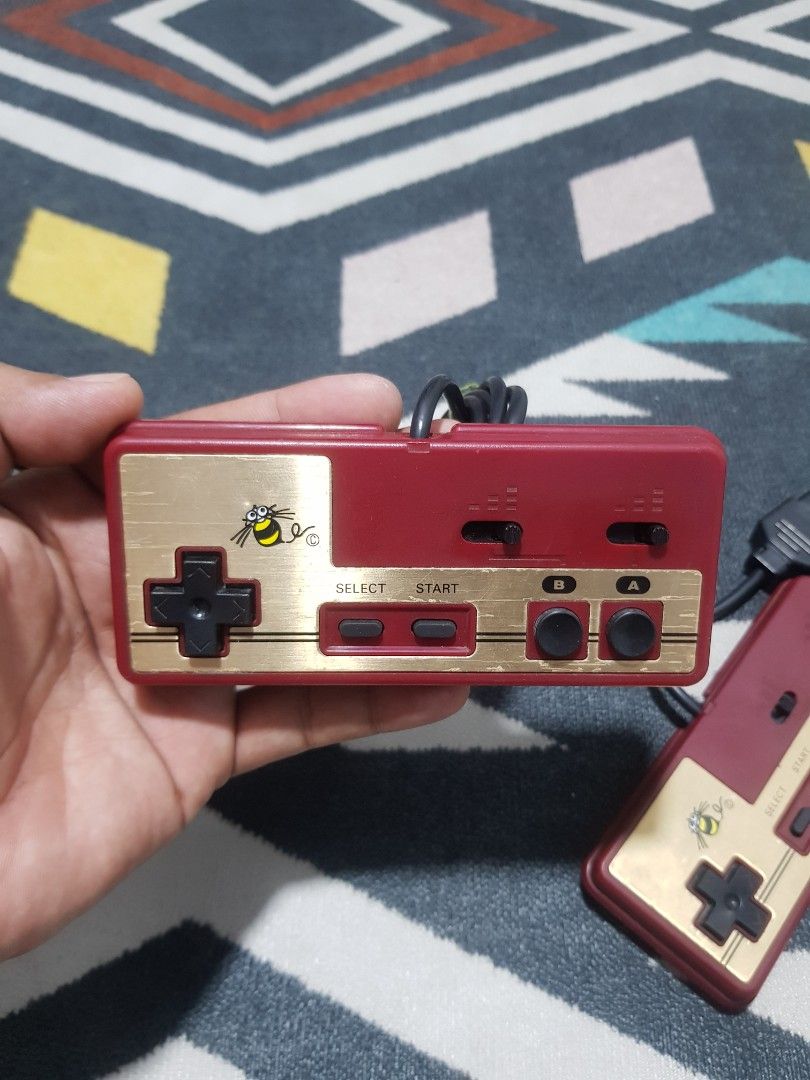 Nintendo Famicom Controller, Video Gaming, Gaming Accessories, Controllers on Carousell