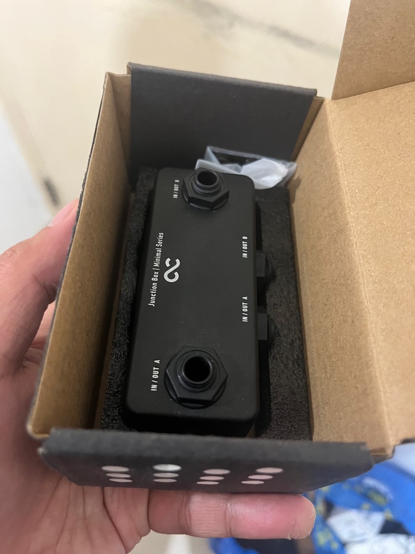 One Control Junction Box, 興趣及遊戲, 音樂樂器 & 配件, 樂器配件 - Carousell