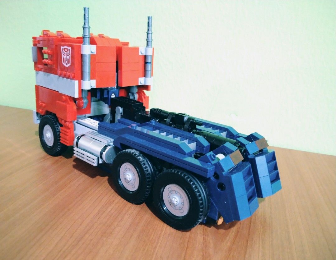 Optimus Prime Bricks, Hobbies & Toys, Toys & Games on Carousell