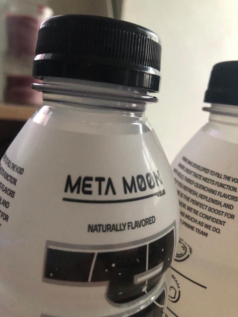 Prime hydration Meta moon, Food & Drinks, Beverages on Carousell