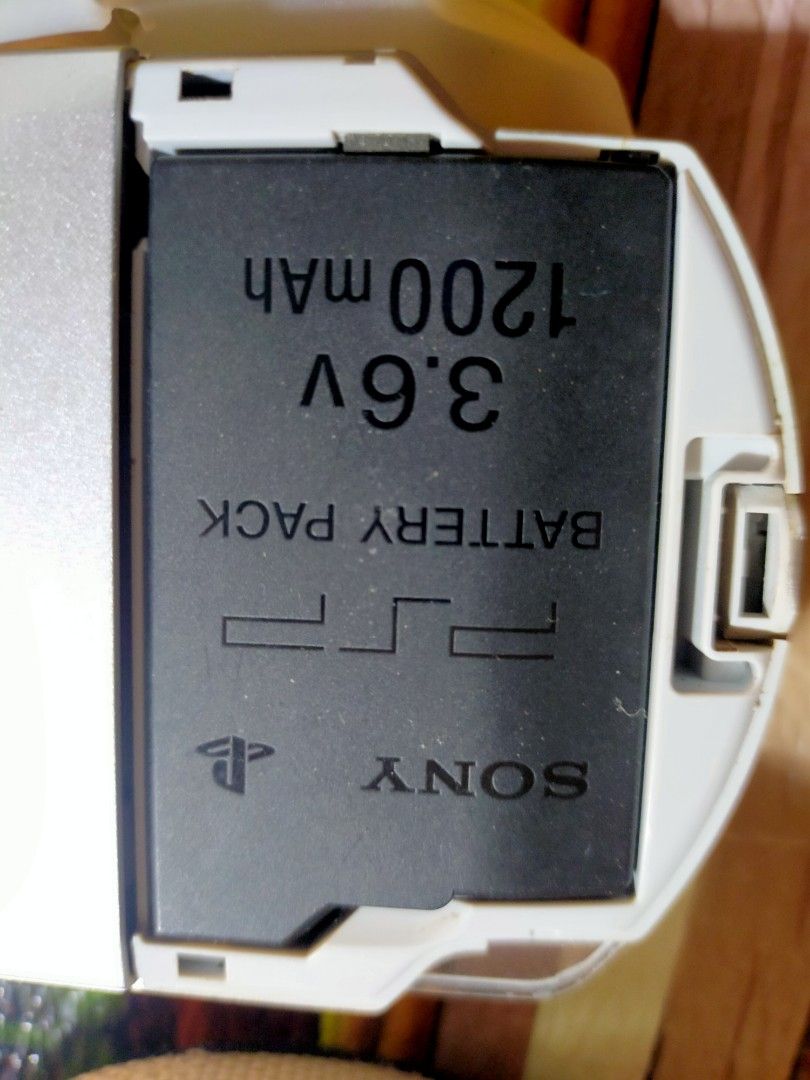 PSP 3002 (WHITE), Video Gaming, Video Game Consoles, PlayStation on ...