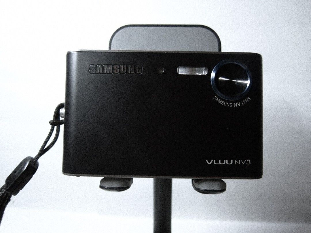 RARE SAMSUNG NV3, Photography, Cameras on Carousell