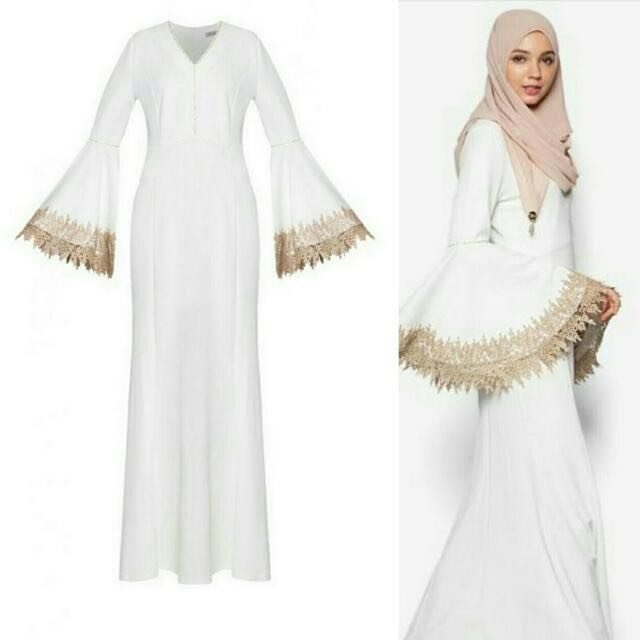 (RENT) Zalia Embellished Mermaid Dress with Trim, Women's Fashion ...