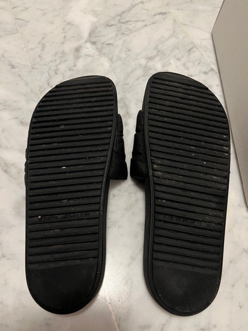 Rick owens puffer slides, Men's Fashion, Footwear, Flipflops and Slides ...