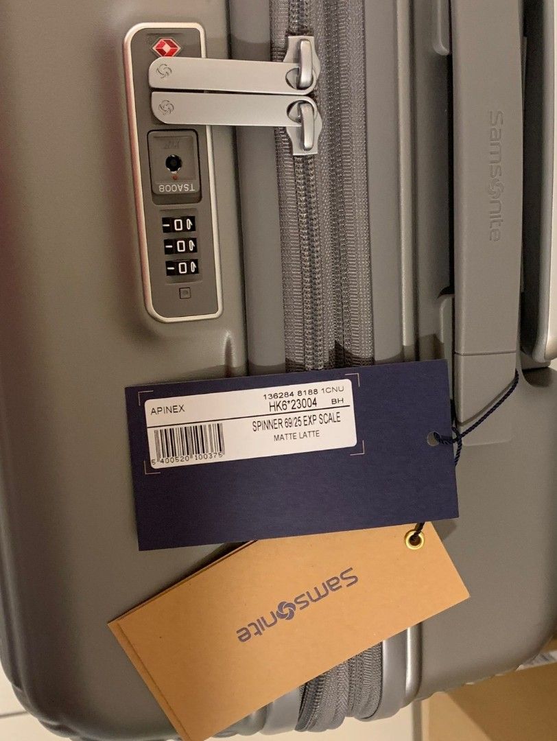 Samsonite Luggage with built-in scale. brand new. fast deal, Hobbies ...