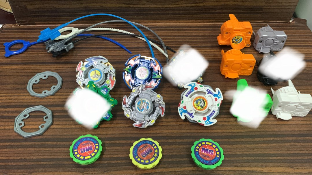 Set Vintage Beyblade First generation Version 1, Hobbies & Toys, Toys ...