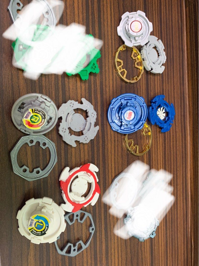 Set Vintage Beyblade First generation Version 1, Hobbies & Toys, Toys ...