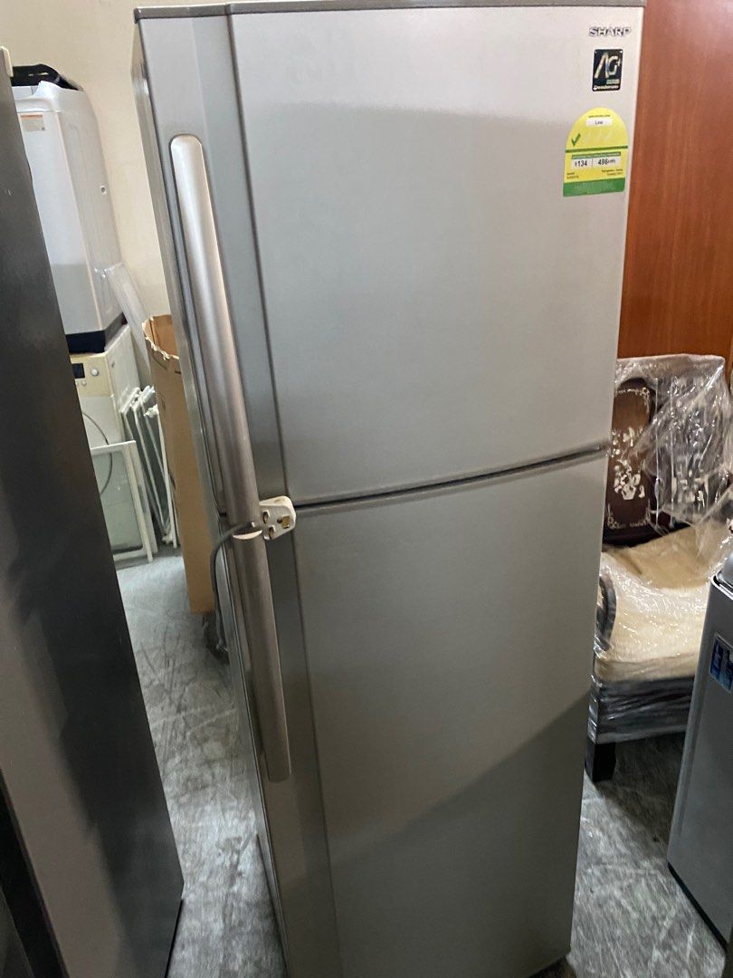 Sharp 251l 2 door fridge / refrigerator, TV & Home Appliances, Kitchen ...
