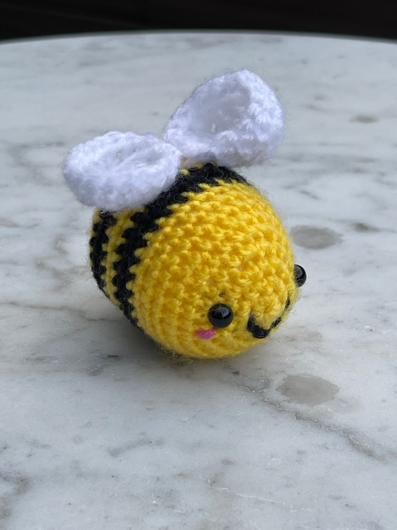 Silly Bee, Hobbies & Toys, Stationery & Craft, Handmade Craft on Carousell