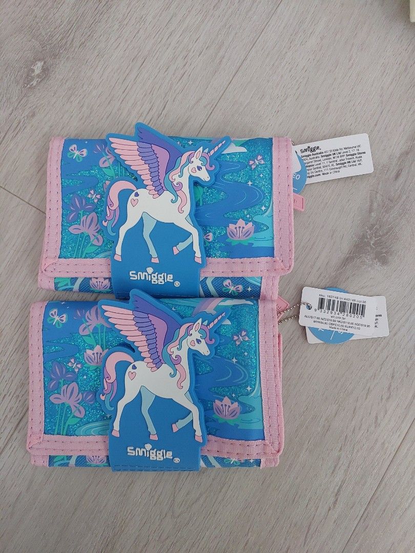 Smiggle wallet, Babies & Kids, Babies & Kids Fashion on Carousell
