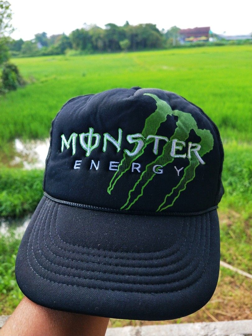 SNAPBACK MONSTER ENERGY BERSULAM, Men's Fashion, Activewear on Carousell