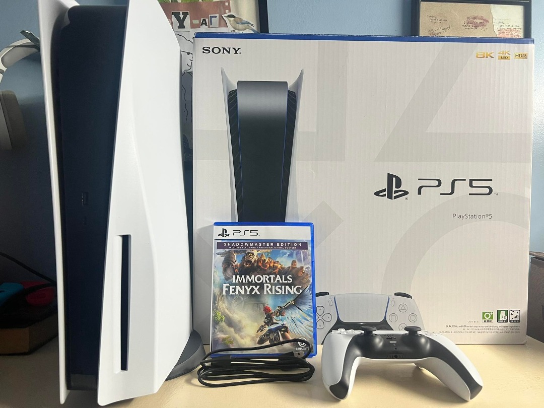Sony Playstation 5 / PS5 Console Disc Edition with Game, Video Gaming ...