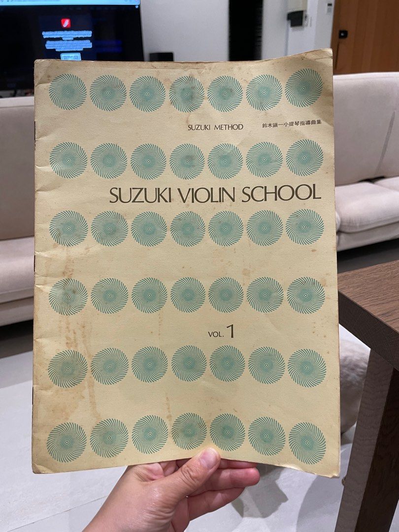 Suzuki Violin School Vol. 1, Hobbies & Toys, Books & Magazines ...