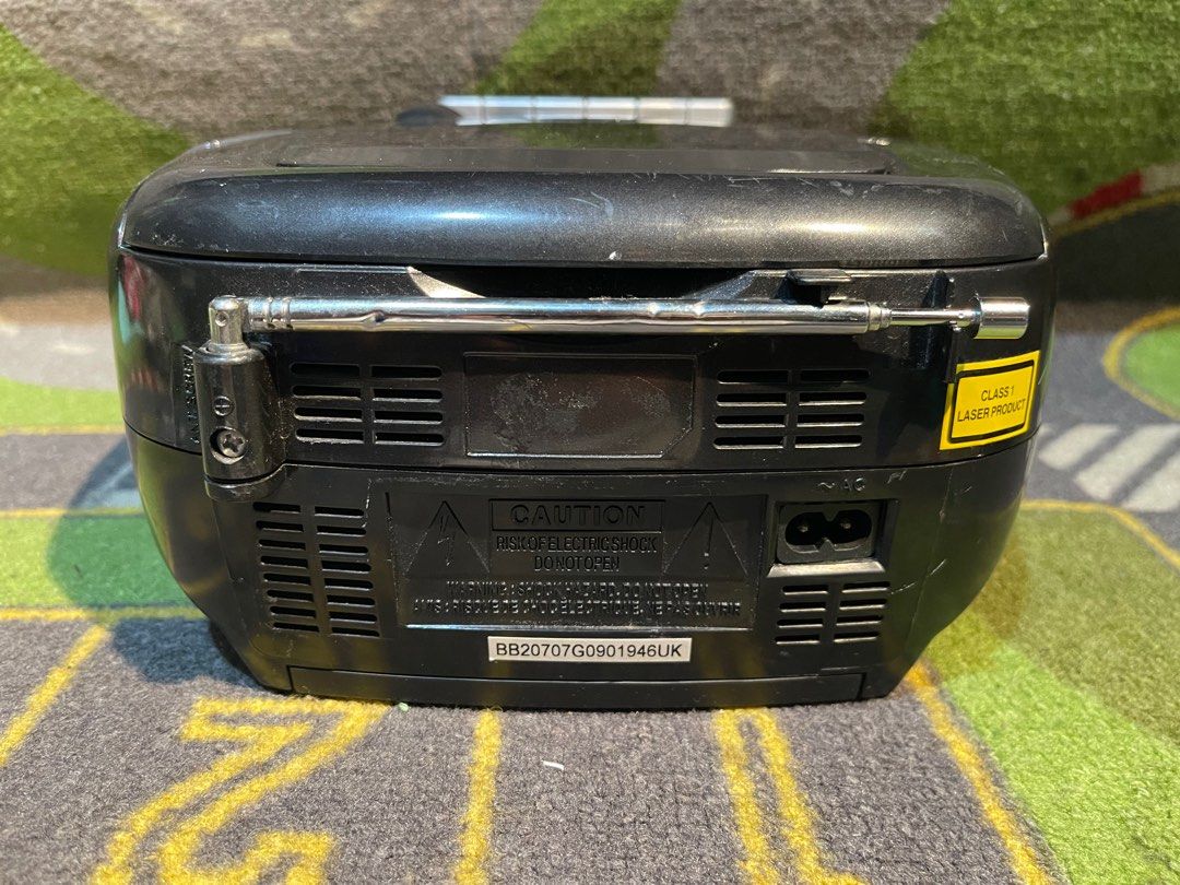 Technika Cd Radio Tape Boombox Portable 220v not aiwa sharp, TV & Home ...