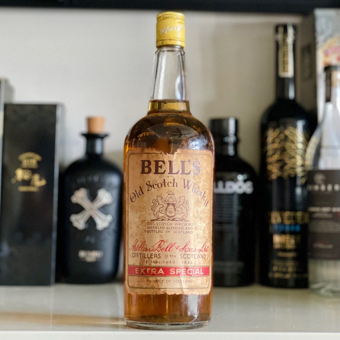 1L Bell’s Whisky Extra Special Whisky 1970s vintage 1000ml, Food & Drinks, Beverages on Carousell