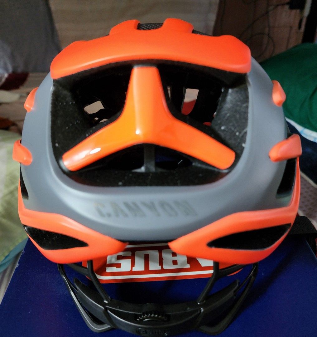 ABUS Airbreaker Canyon edition, Sports Equipment, Bicycles & Parts ...