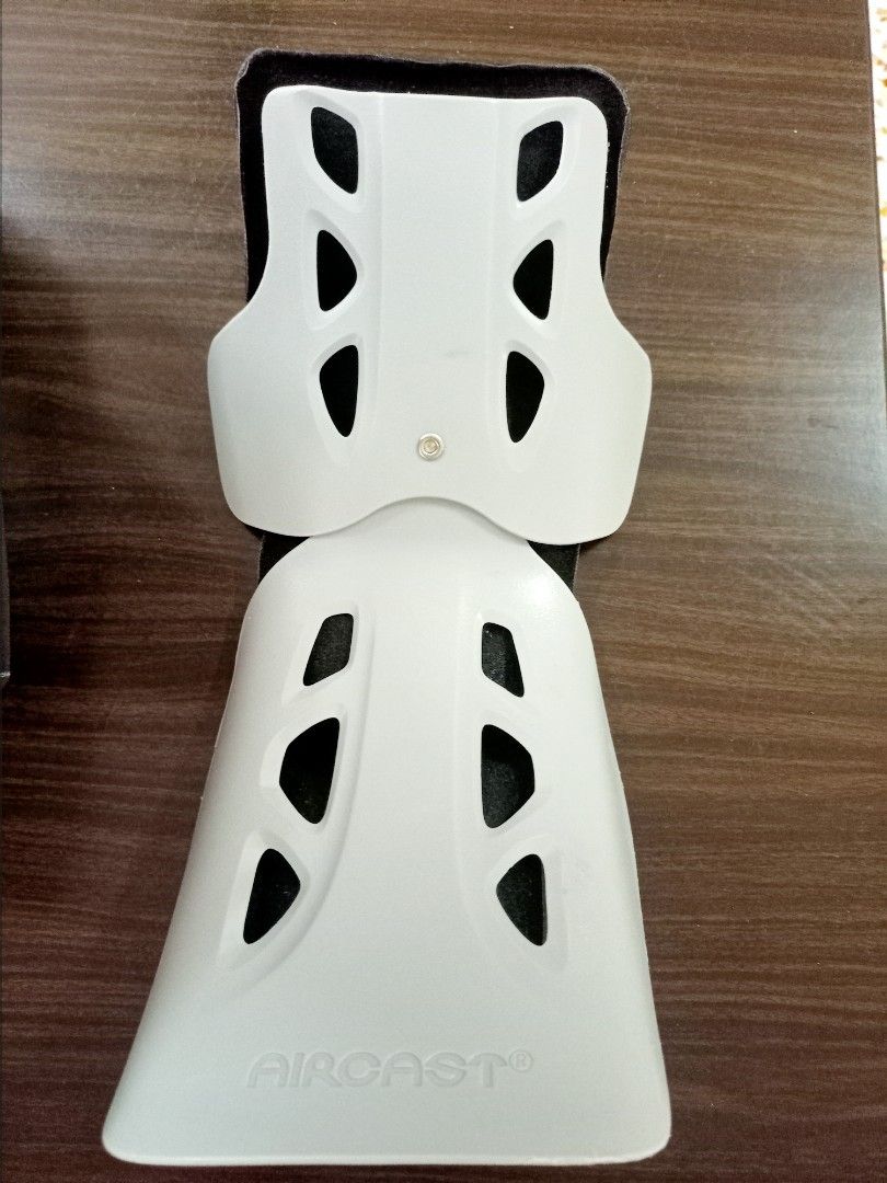 Aircast Airselect short, Health & Nutrition, Assistive & Rehabilatory ...