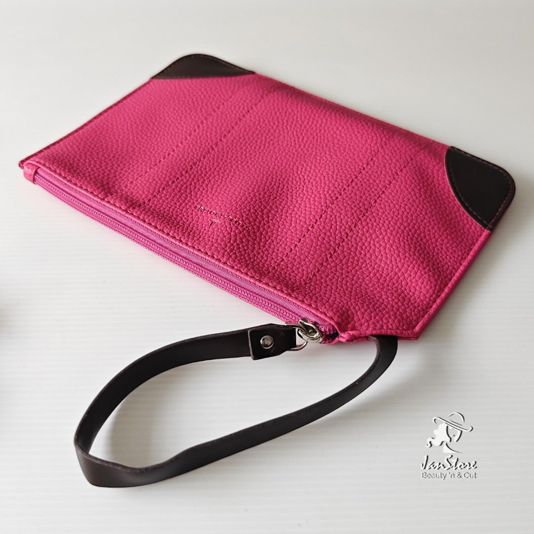 ANA Airlines 2022 Globe-Trotter Amenity Kits Set, Women's Fashion, Bags ...