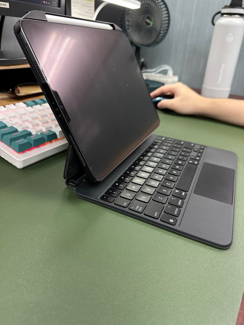Apple Magic Keyboard 11 inch Ipad Pro 2021 and up (Black), Computers ...