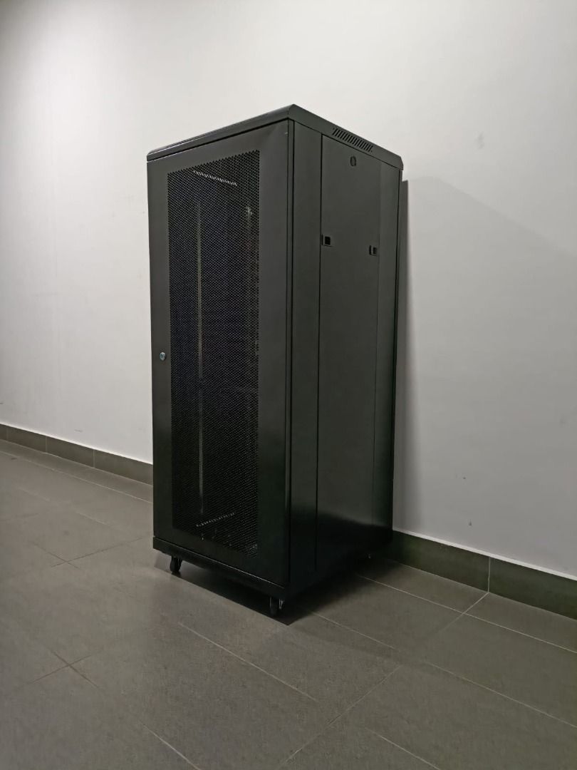 Assembled 27U rack for CCTV recorder/ data storage/network/patch panel ...