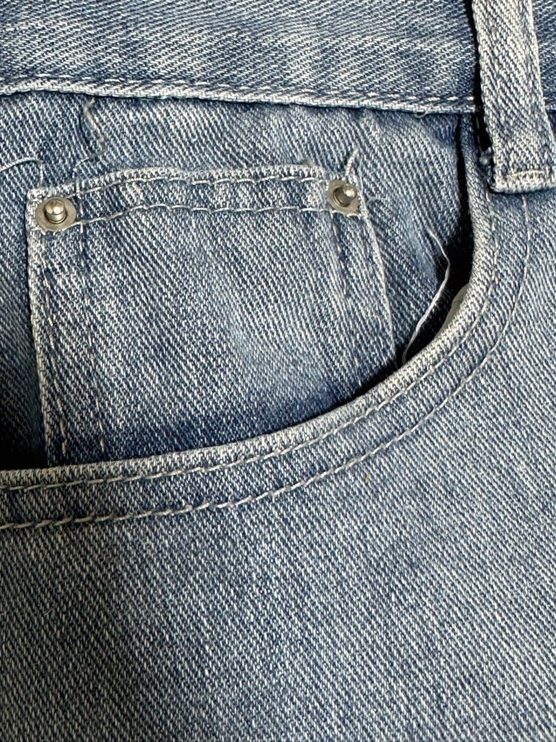 Blue Denim Jeans, Men's Fashion, Bottoms, Jeans on Carousell