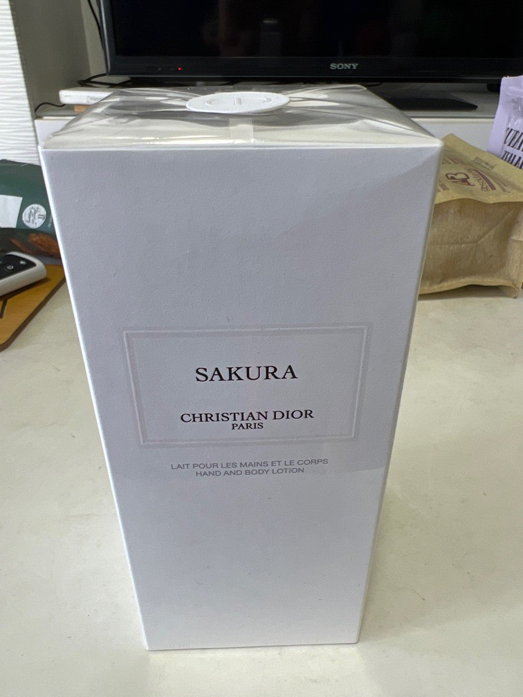 CD Sakura hand and body lotion 350ml, Beauty & Personal Care, Bath ...