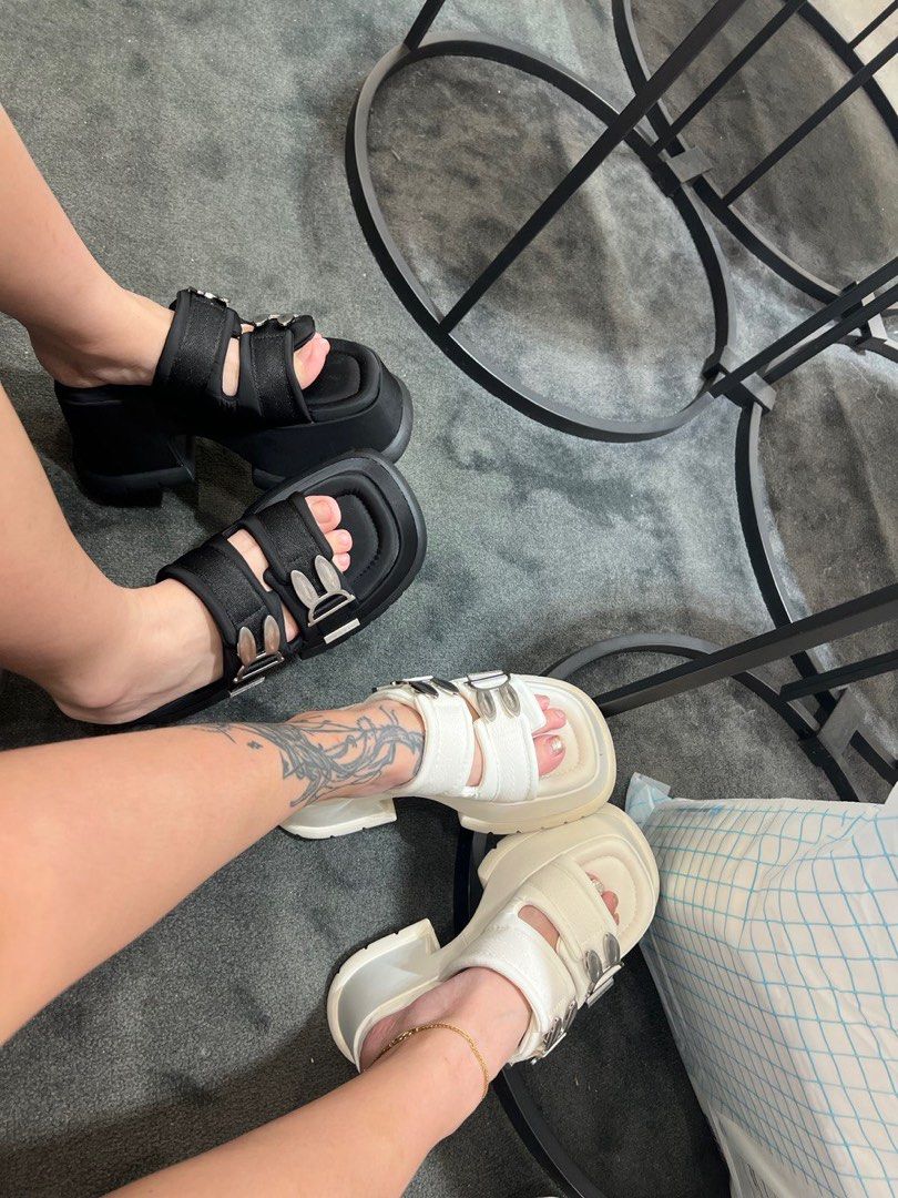 Charles & Keith Judy Hopps Metallic Accent Wedge Mules (White), Women's ...