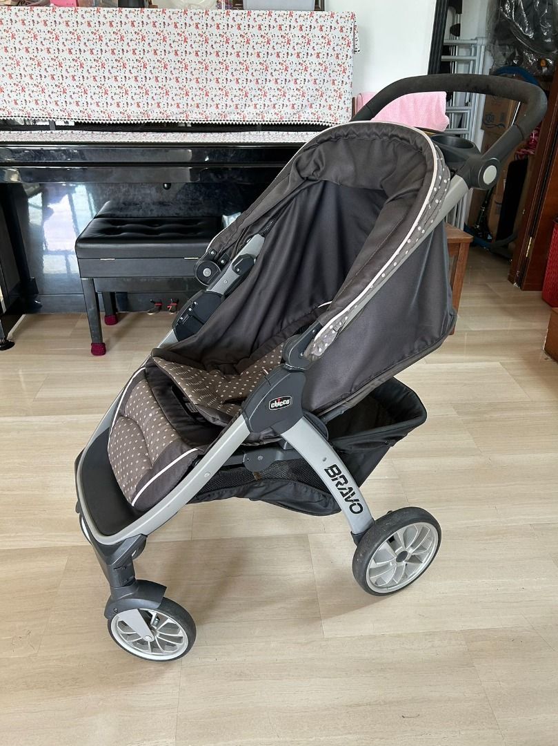 Chicco Bravo Stroller & Car seat, Babies & Kids, Going Out, Strollers ...