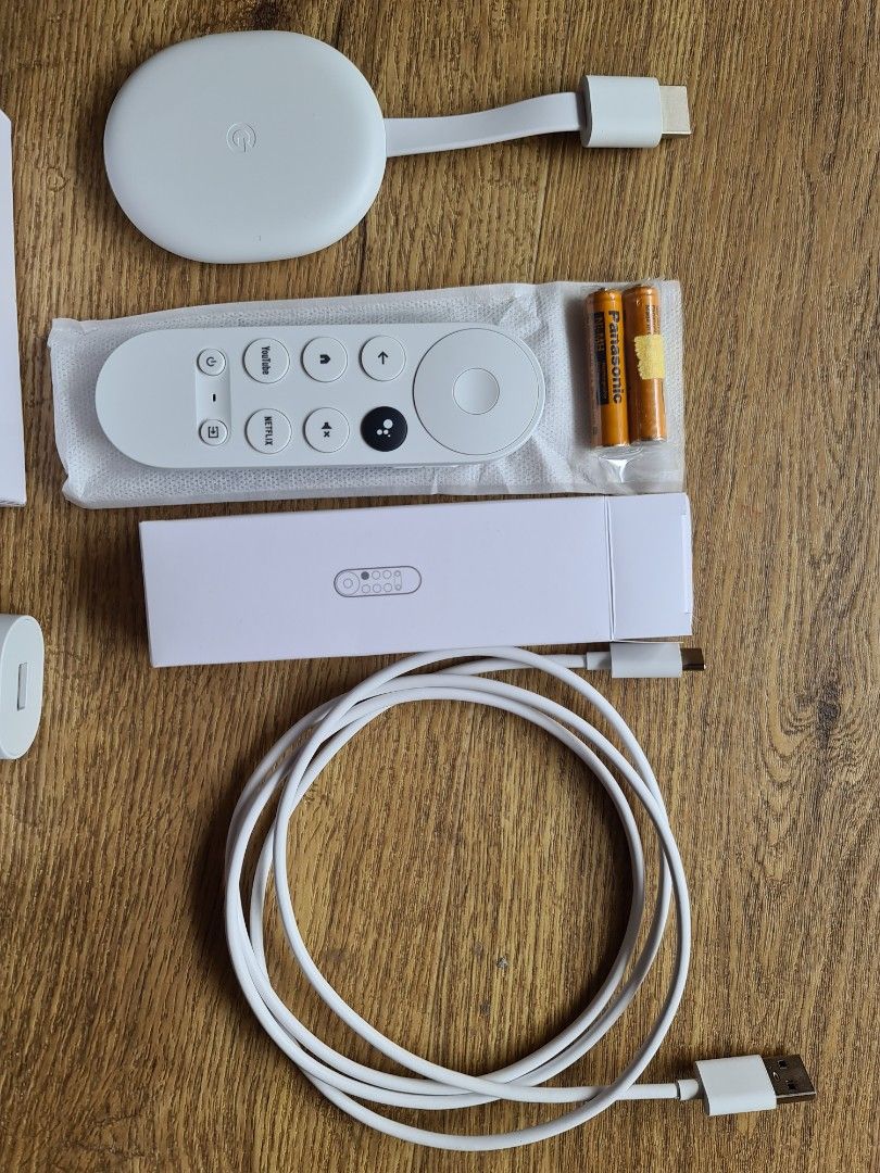 Chromecast with Google TV Latest version HD, TV & Home Appliances, TV ...