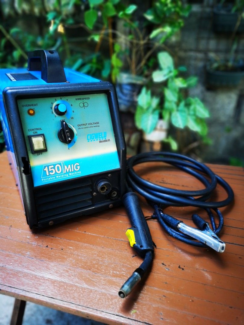 Cigweld 150amp mig welding machine, Commercial & Industrial ...