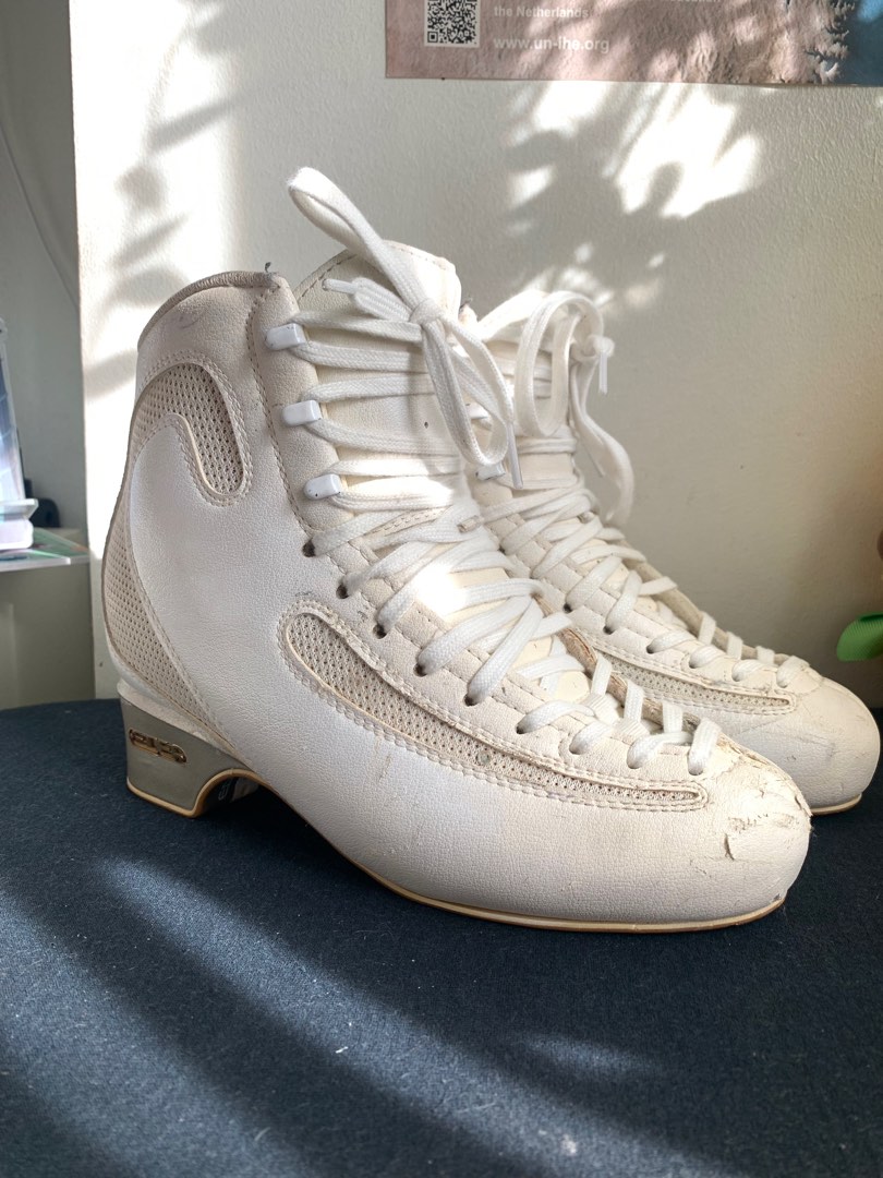 Edea Ice Fly 250 C boot only on Carousell