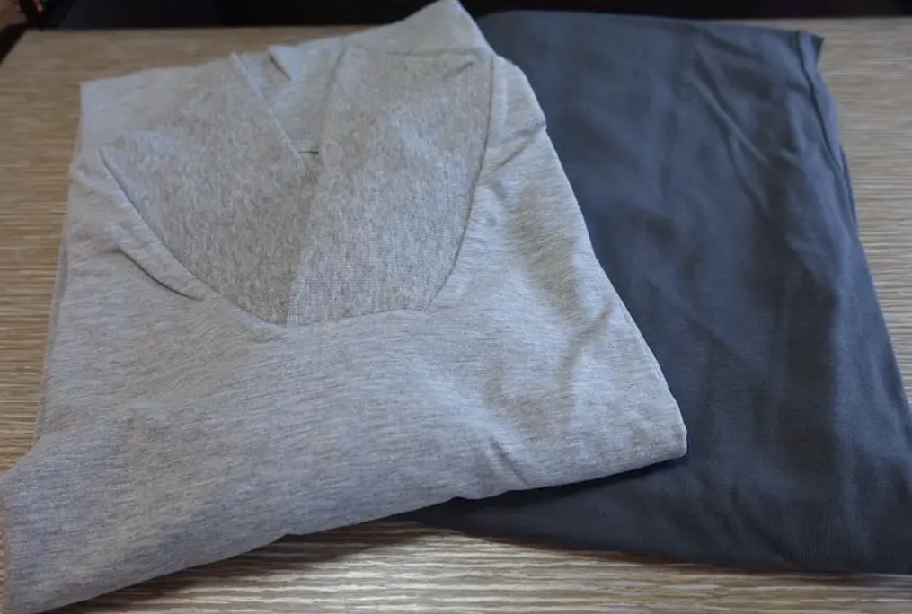 Emirates First Class Pyjamas, Men's Fashion, Tops & Sets, Sleep and ...