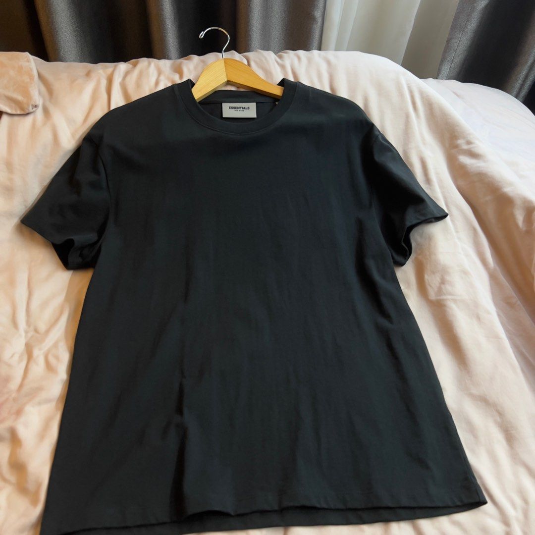 ESSENTIAL FOG BLACK, Men's Fashion, Tops & Sets, Tshirts & Polo Shirts ...