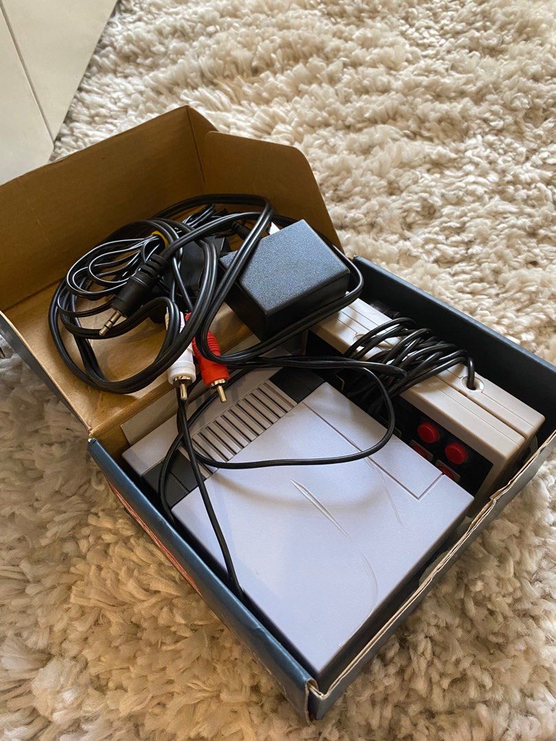 Family Computer game console, Video Gaming, Video Games, Others on ...