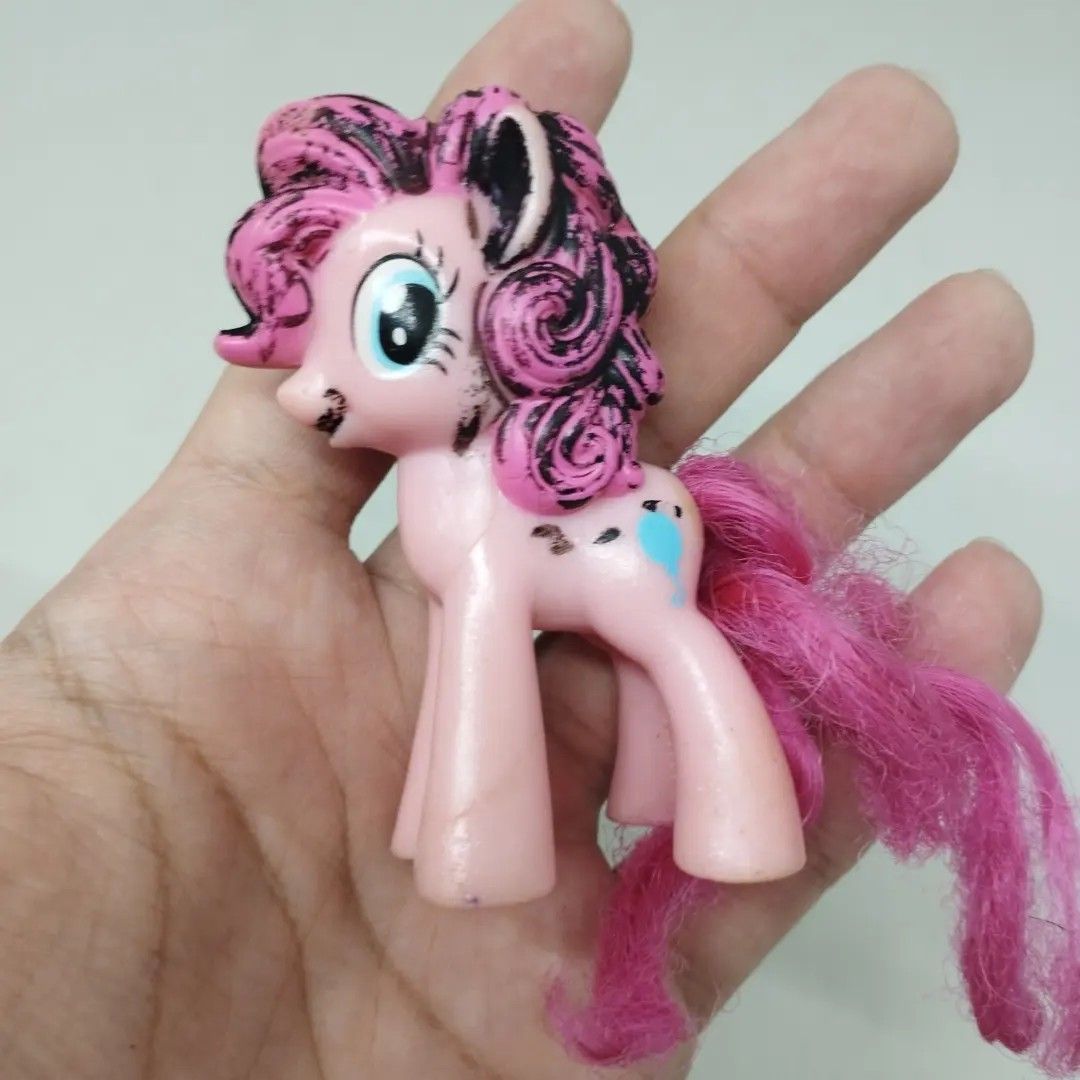 Figure Kuda Pony Pink Minus B, Toys & Collectibles, Mainan di Carousell