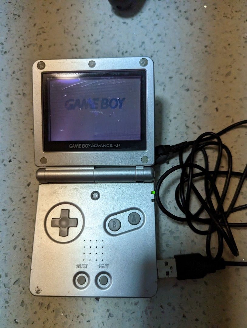 GBA SP gameboy advance SP console silver, Video Gaming, Video Game ...
