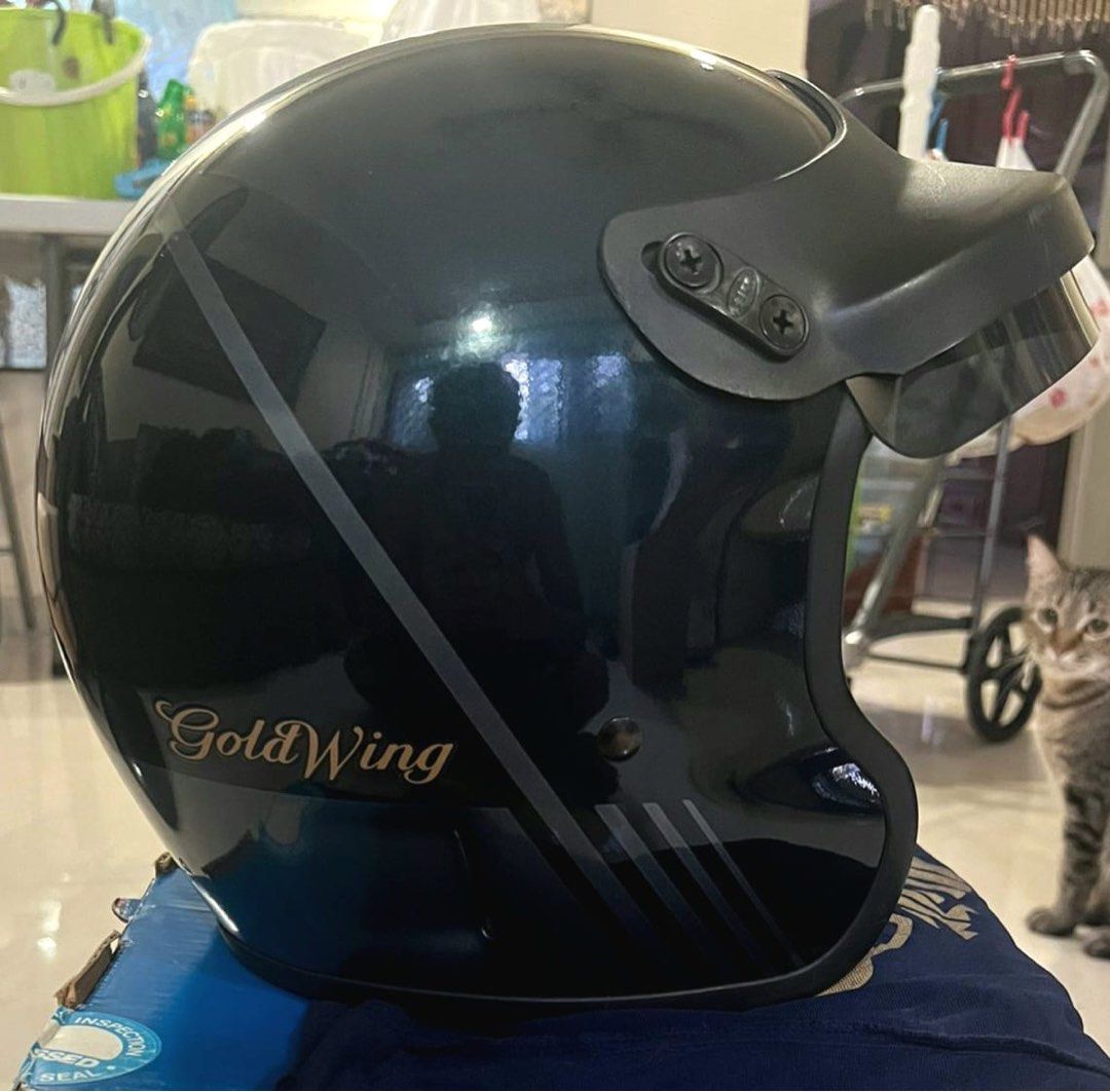 GoldWing Bell Magnum 4 Helmet, Motorcycles, Motorcycle Apparel on Carousell