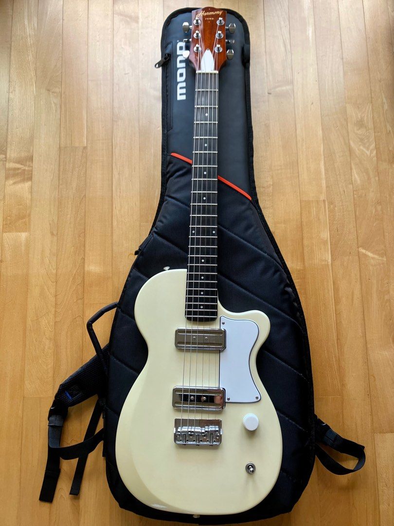Harmony Juno Pearl White Electric Guitar, Hobbies & Toys, Music & Media ...