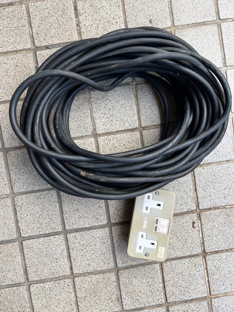 Heavy Duty dual socket extension cable (3core 450/750V) 10m, Computers ...