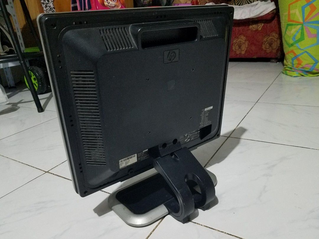 HP SQUARE MONITOR on Carousell