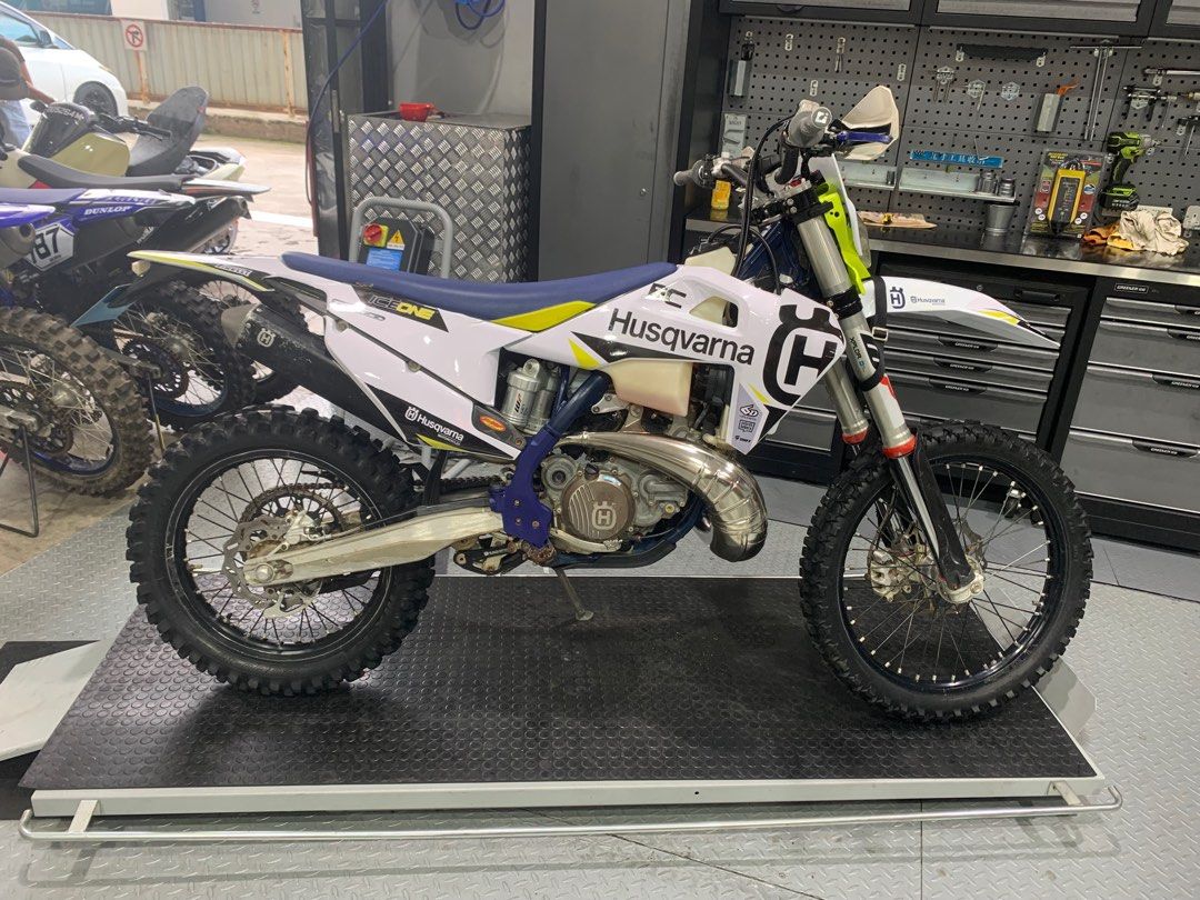 HUSQVARNA TE300I, Motorcycles, Motorcycles for Sale, Class 2A on Carousell