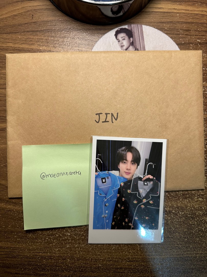 Jin making log and AMC pc, Hobbies & Toys, Memorabilia & Collectibles ...