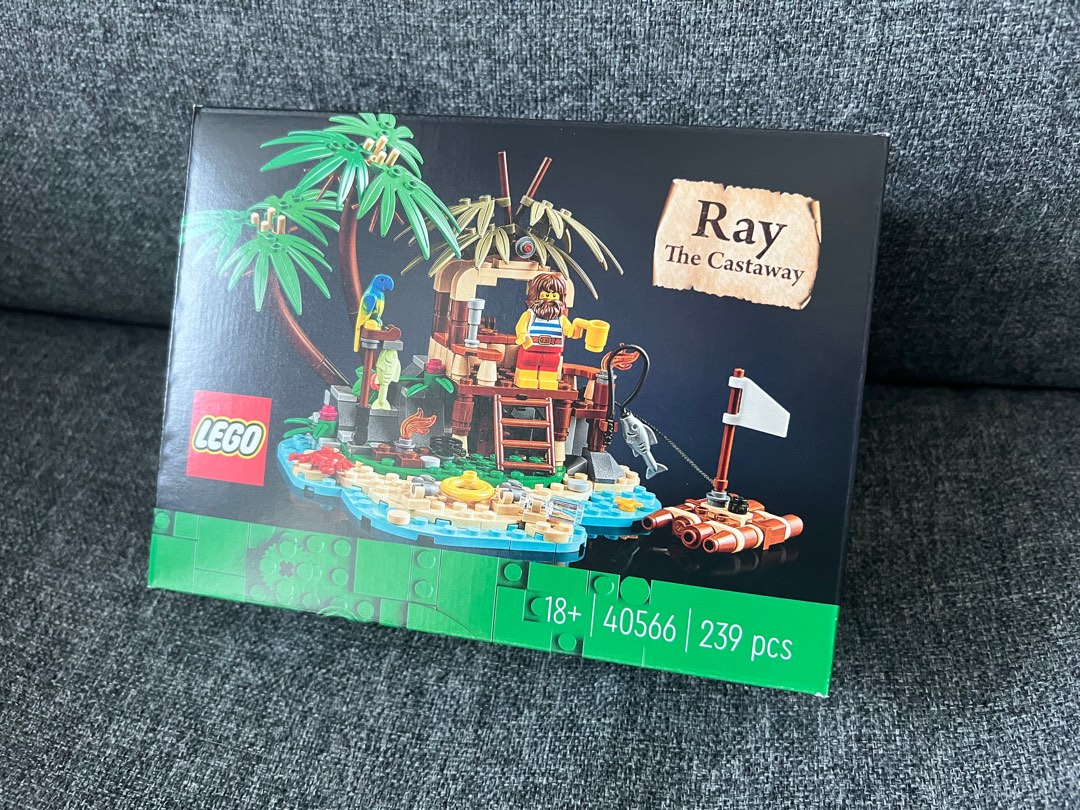 LEGO 40566 Ray the Castaway, Hobbies & Toys, Toys & Games on Carousell