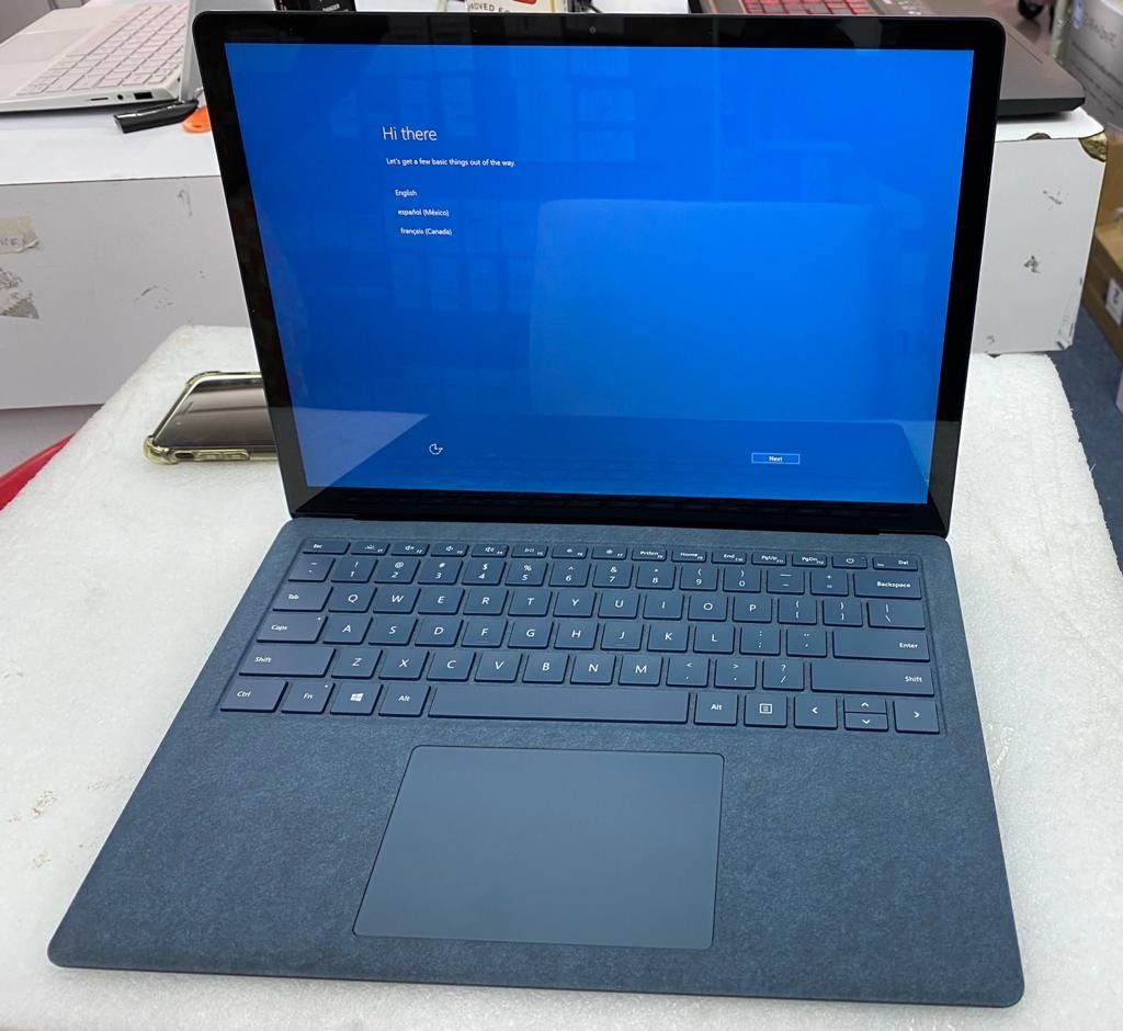 Microsoft V4C-00043 Surface, 13.5inch, QHD, Touchscreen, i5-1035G7, 1 ...