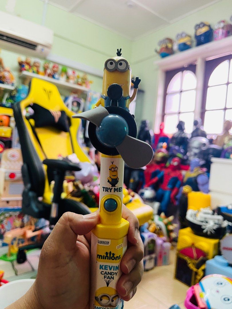 Minion candy fan kevin despicable me, Hobbies & Toys, Toys & Games on ...