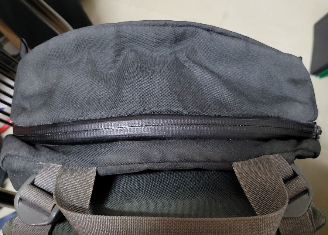 Mystery Ranch Street fighter Backpack, Men's Fashion, Bags, Backpacks ...