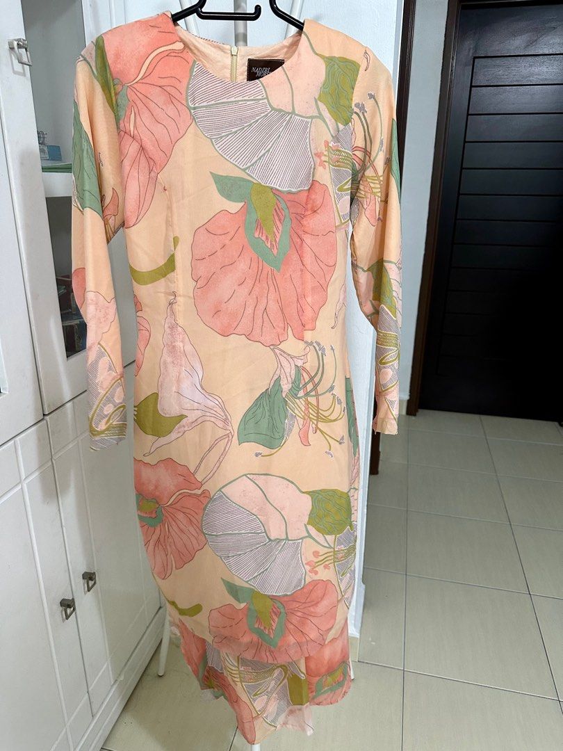 NADZRI MORSHIDI mermaid cut kurung, Women's Fashion, Muslimah Fashion ...