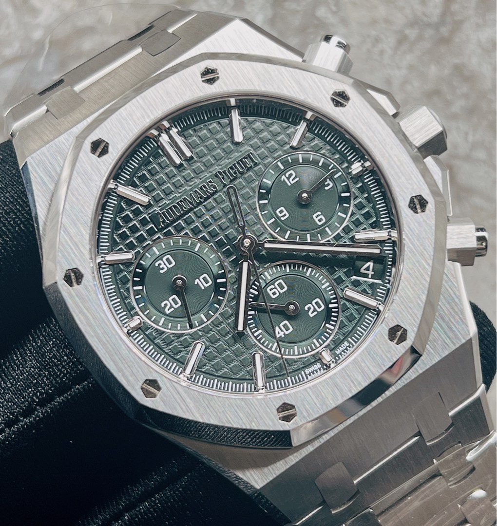 New AP 26240st Green 50TH 2022, 名牌, 手錶 - Carousell