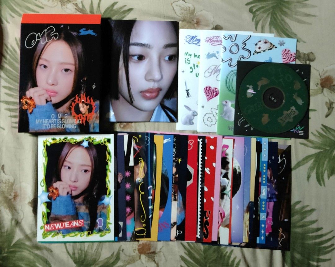 NewJeans OMG Message Card Album Minji version, Hobbies & Toys ...